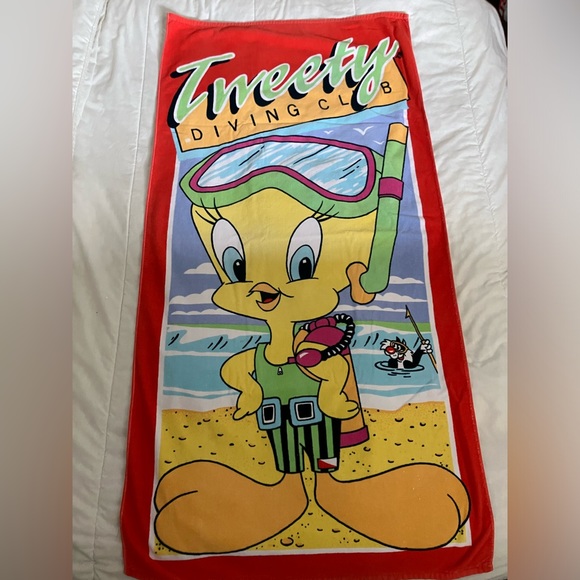 Warner Bros. | Bath | Vintage Tweety Bird Beach Towel | Poshmark
